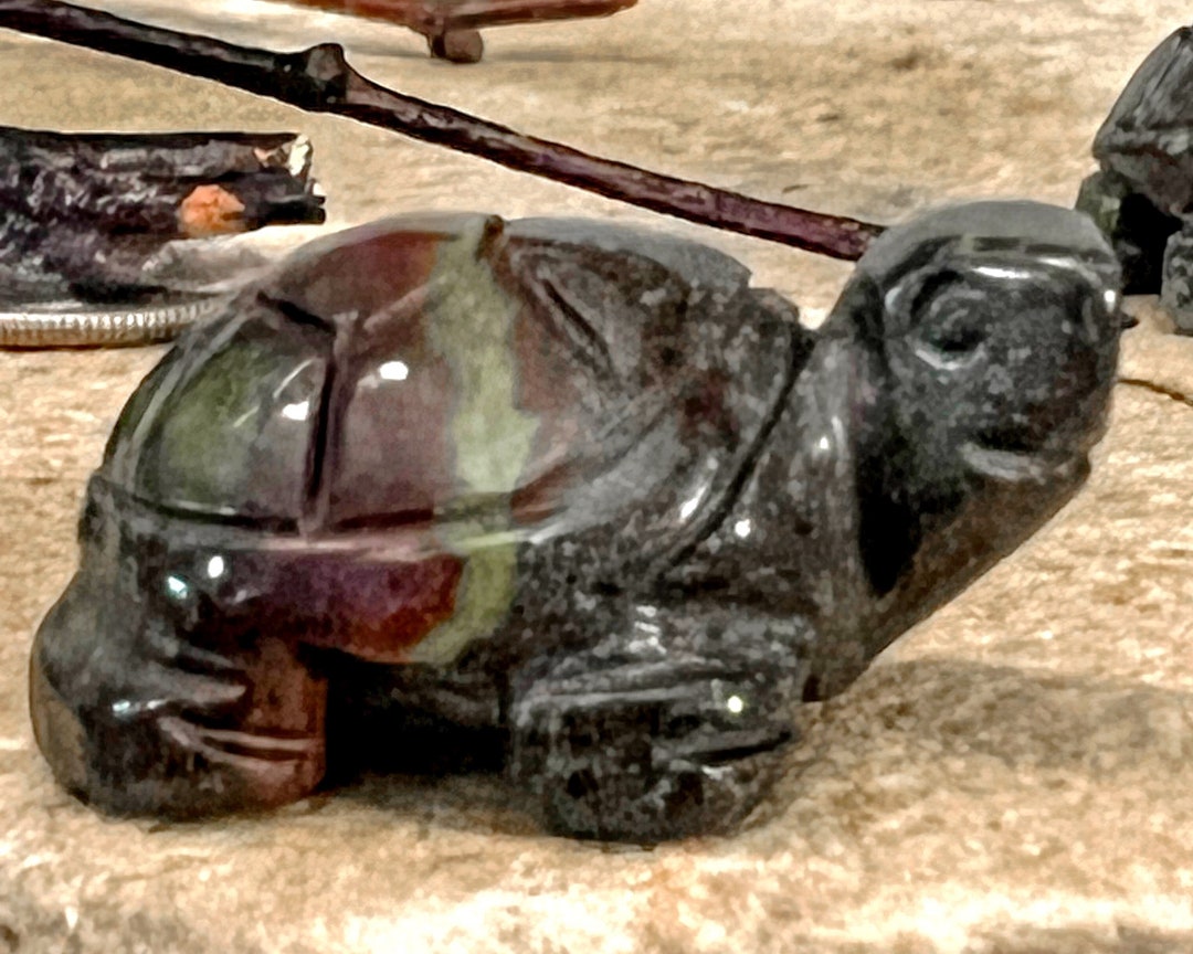Hand Carved Turtle Dragon Blood Tortoise Totem Fetish Stone Figurine ...