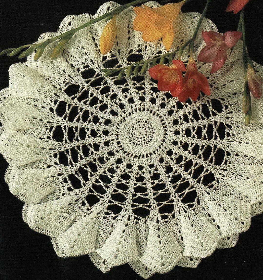 Lovely Crochet Table Centre With Layered Look Edge, Vintage Crochet ...