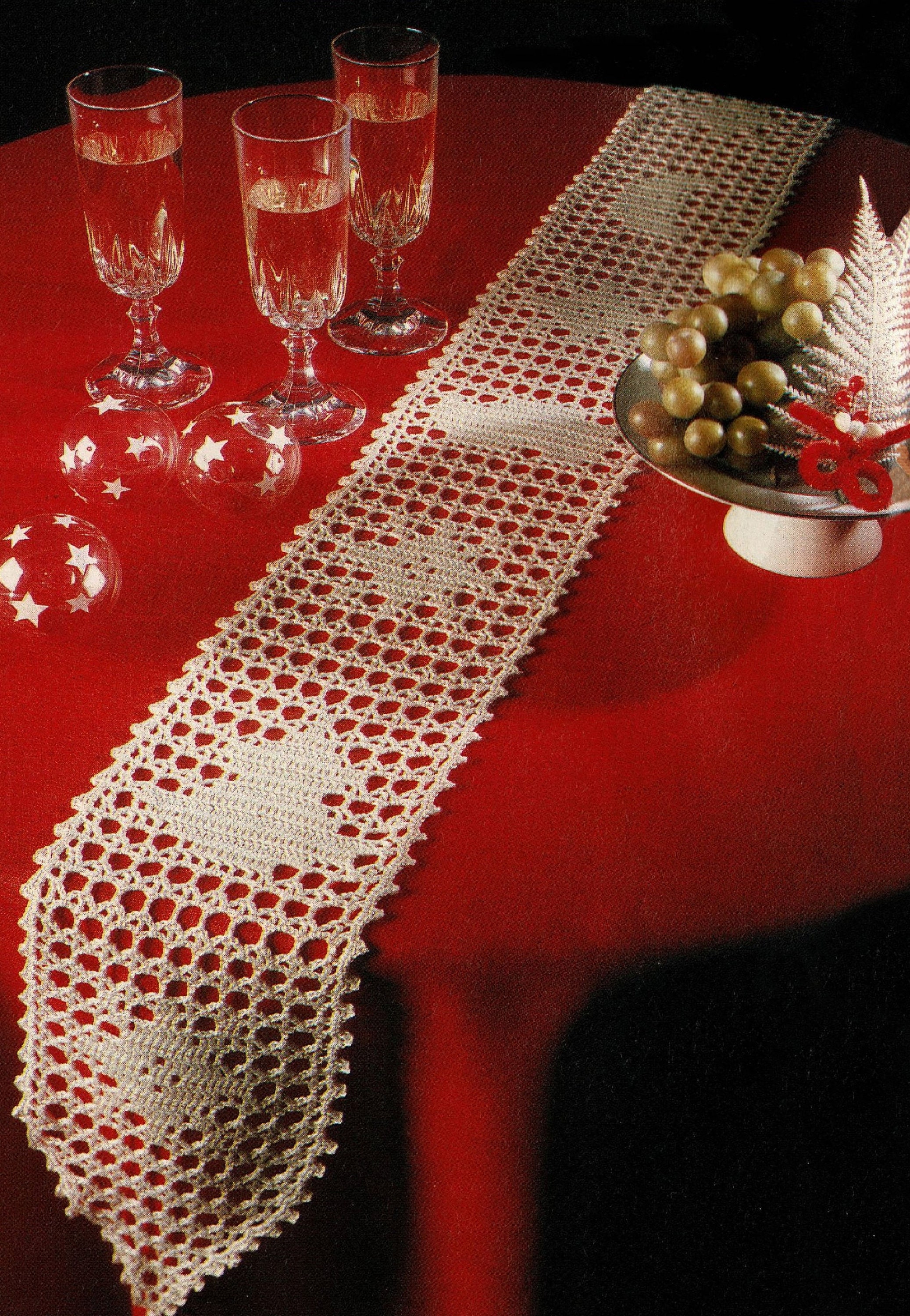 Lovely Filet Crochet Holiday Table Runner, Vintage Crochet Pattern, PDF ...