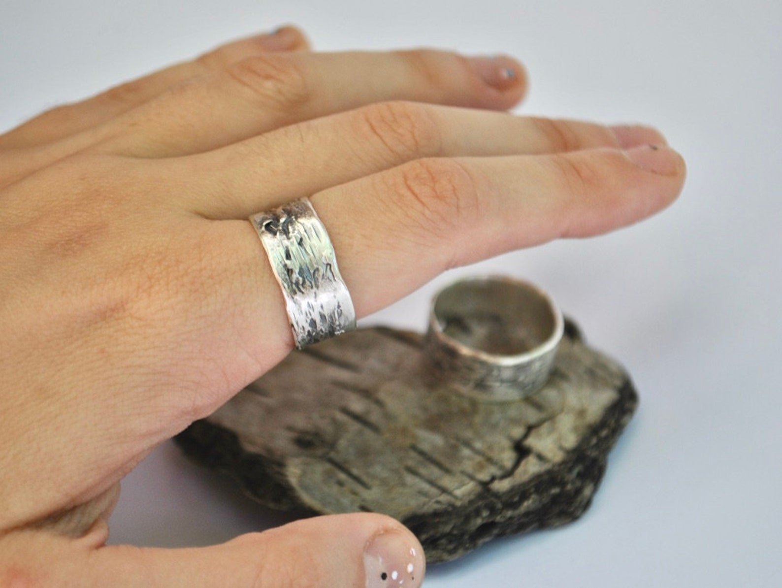 Birch Bark Ring Nature Lover Jewelry Alternative Wedding - Etsy
