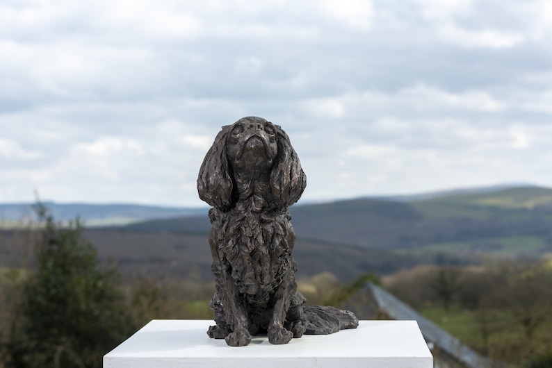 Sitting Cavalier King Charles Spaniel Statue | Large Bronze Resin ...