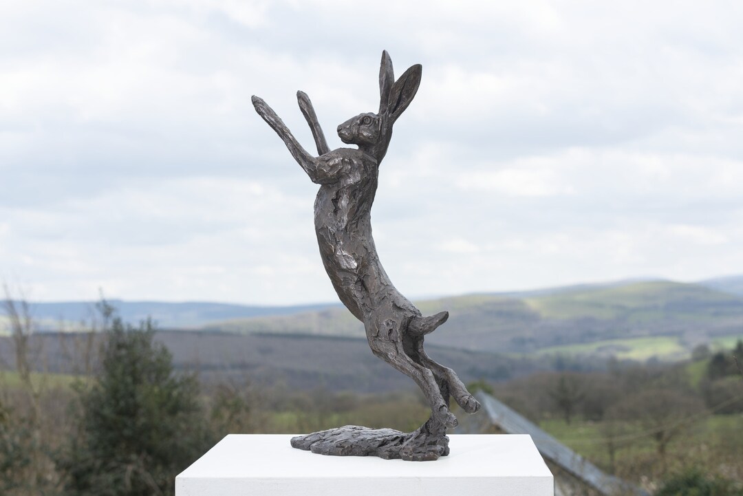 Spring Hare Animal Statue | Large Bronze Ornament | Bronze Resin ...