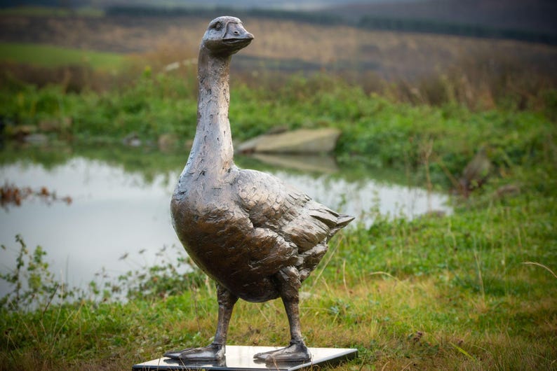 MADE WHEN ORDERED Goose Looking Sideways Animal Statue | Bronze Resin ...