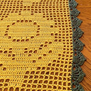 Filet Crocheted Table Runner, Sunflower Table Runner, Table Décor ...
