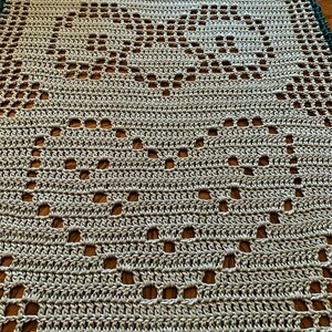 Filet Crocheted Owl Table Runner: Silver Gray & Jade Decor - Etsy