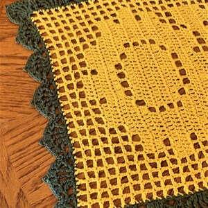 Filet Crocheted Table Runner, Sunflower Table Runner, Table Décor ...