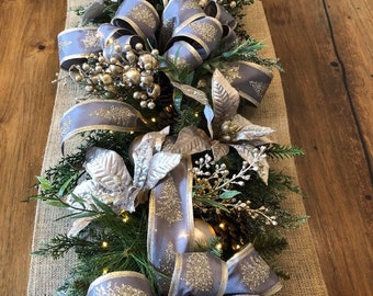 Christmas Garland Table Runner - Etsy