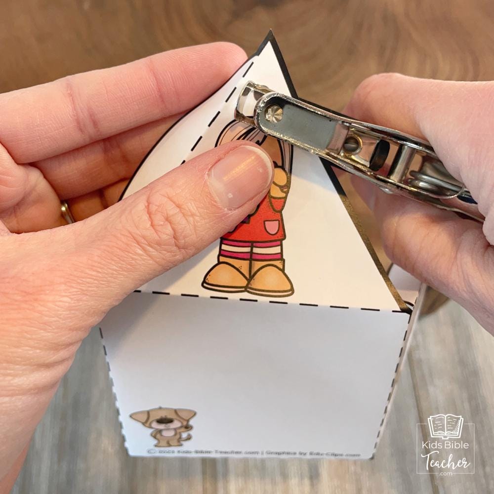 God's Love Paper Treat Box Craft for Kids | Bible Valentine's Day Gift ...