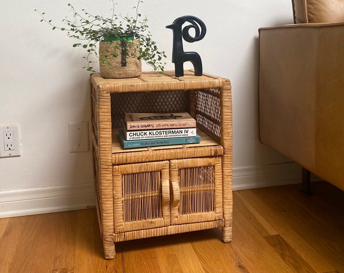 Adorable Vintage Wicker Side Table/ Night Stand/shelf/cabinet Bohemian ...