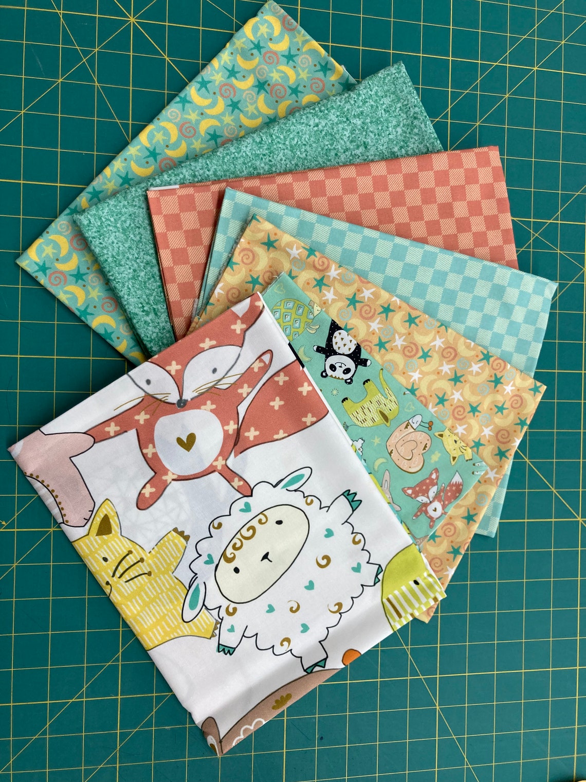 Cute & Cuddly Quilt Kit - Etsy