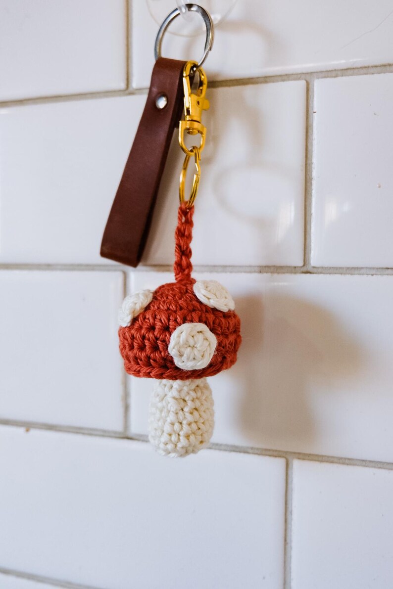 Crochet Mushroom Keychain Pattern - Etsy