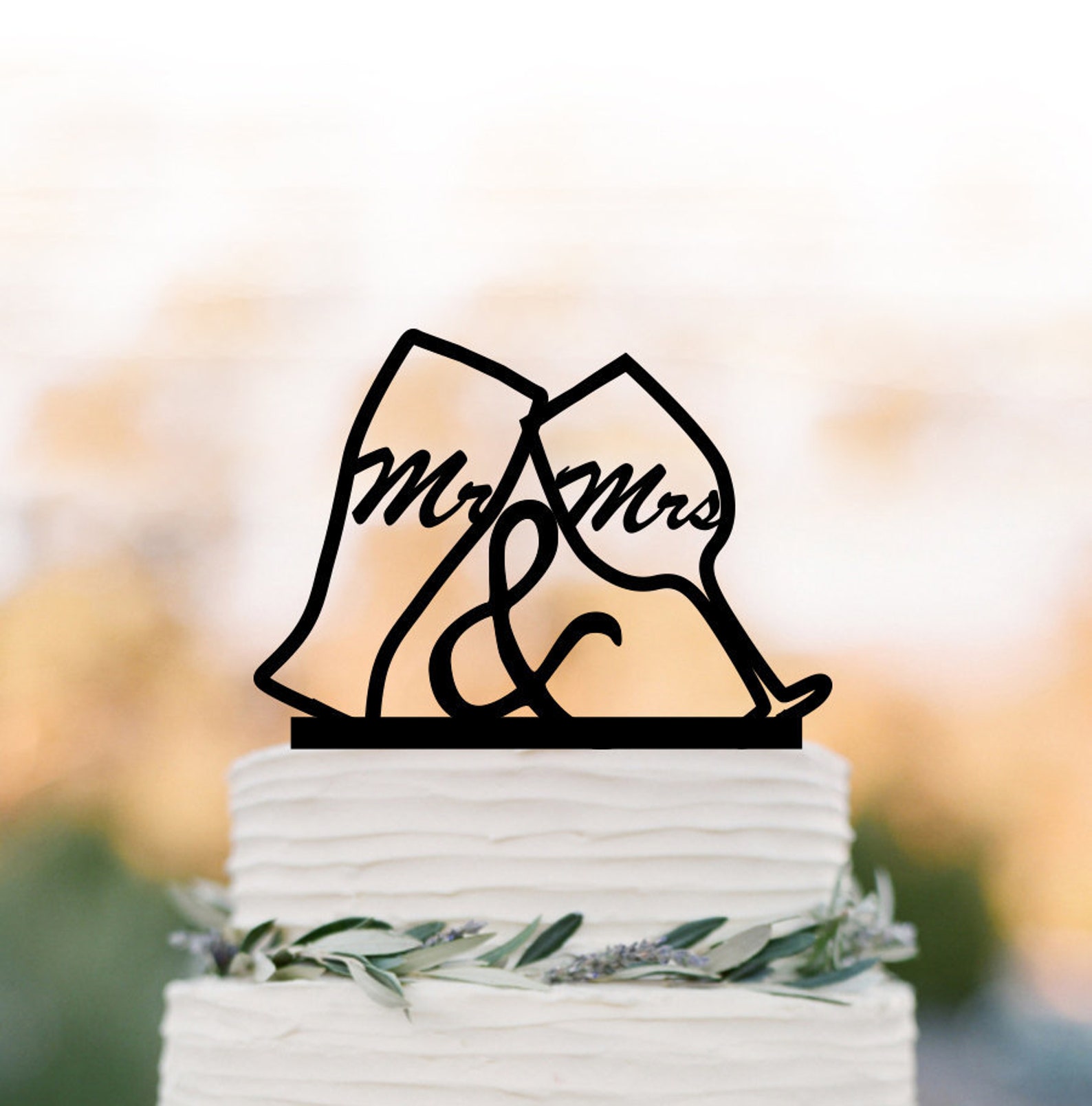 Toasting Wine and Beer Wedding Cake Topper, Mr and Mrs Wedding Cake ...