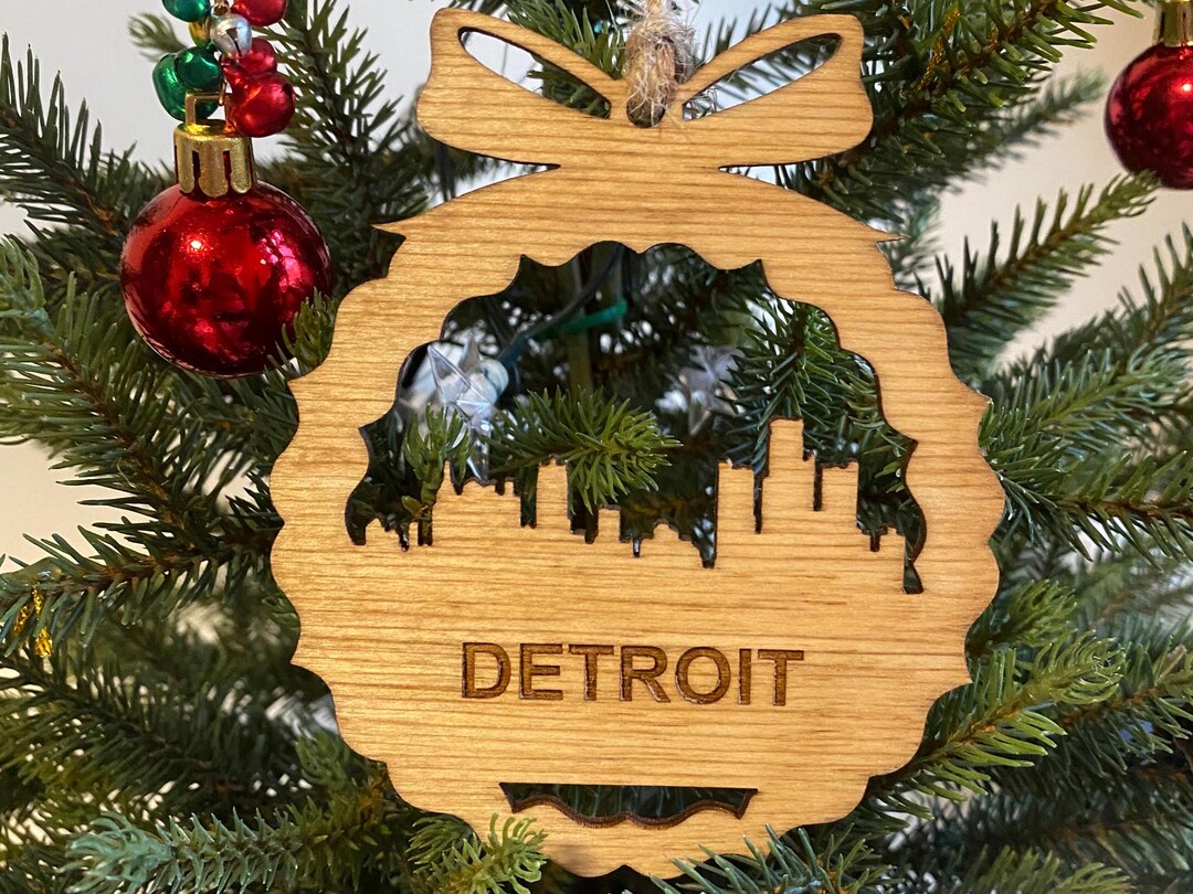 Detroit Skyline Wood Ornament: Handmade Keepsake Decor - Etsy