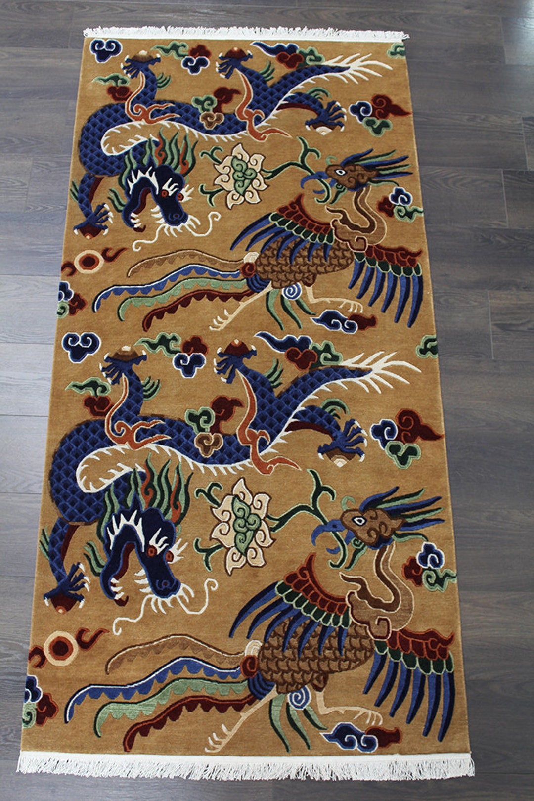 Hand Knotted Tibetan Rugs 100% Tibetan Wool Jhan Druk Dragon Design ...