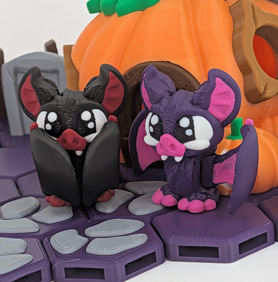 3D Printed Bobblehead Vampire Bat - Halloween Decor or Keychain - Etsy