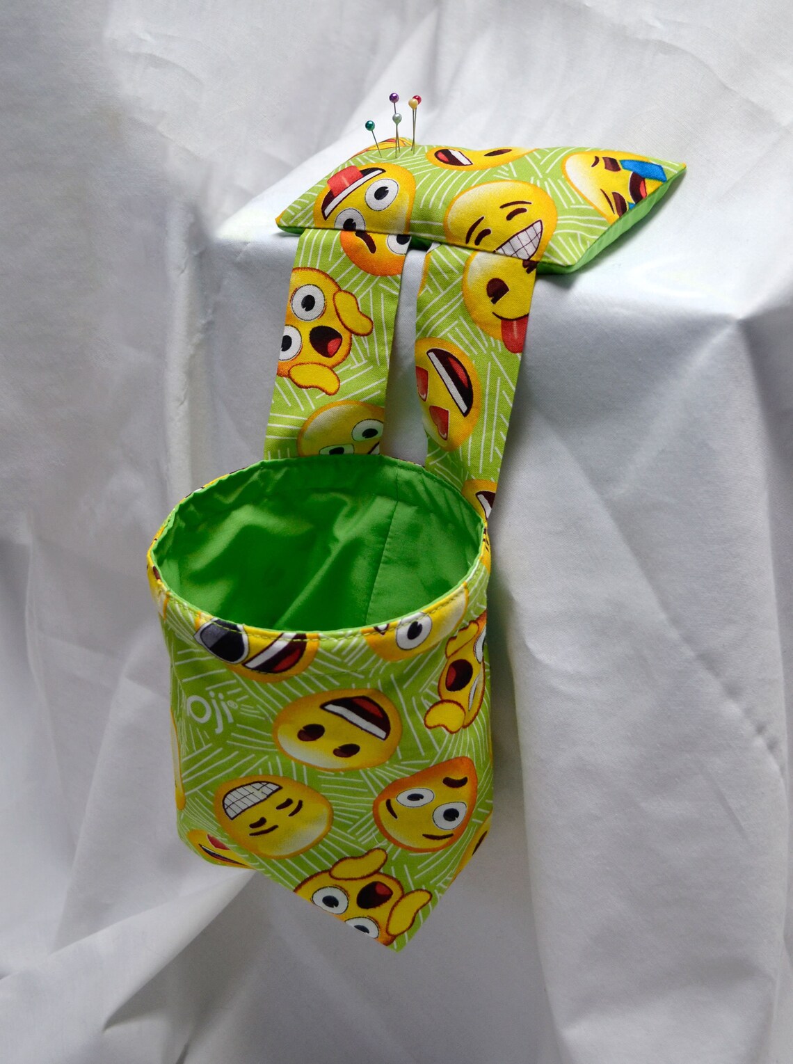Emoji Pincushion With Thread Catcher, Scrap Caddy - Etsy