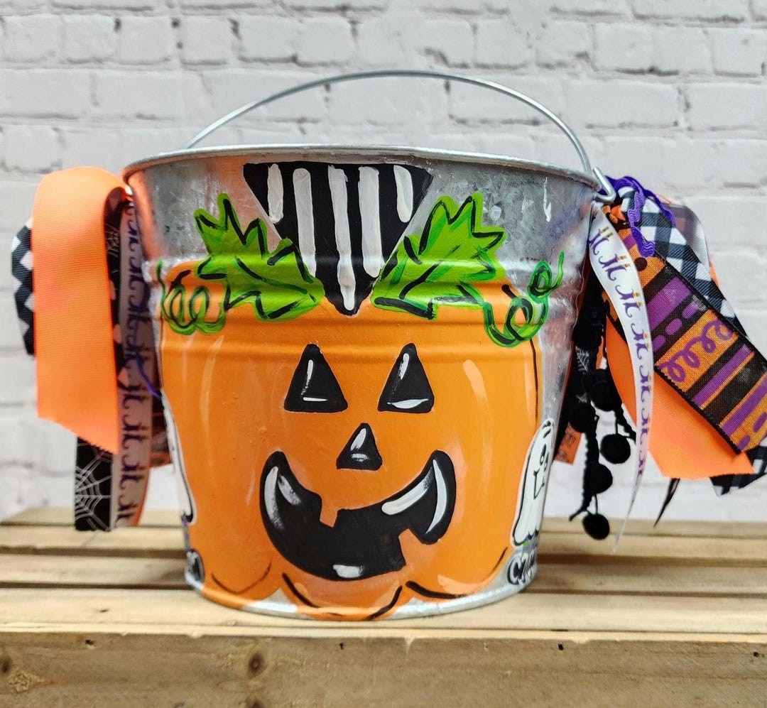 Personalized Trick or Treat Metal Bucket, Trick-or-treat Bucket, Hand ...