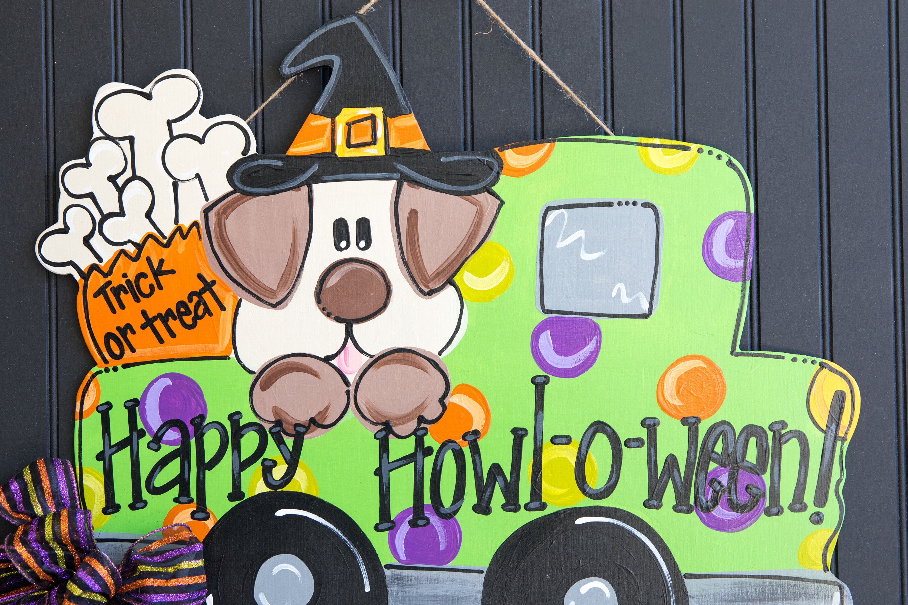 Halloween door hanger Trick or Treat door hanger old truck | Etsy