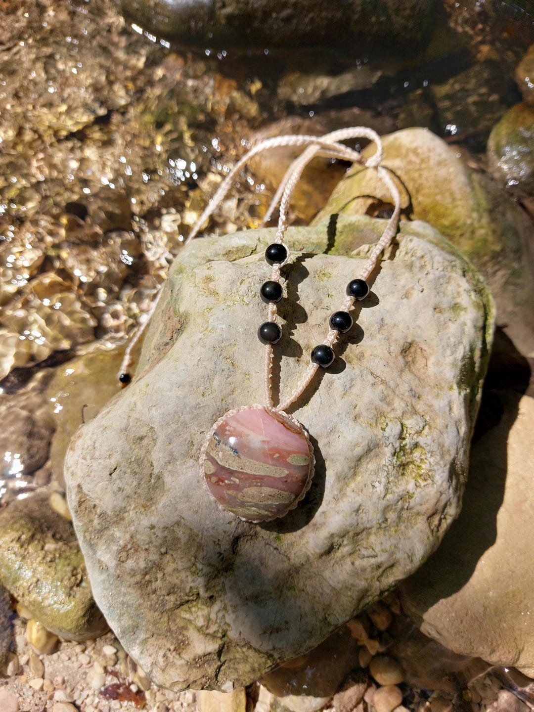 C428 Opale Rosa Mineral Natural Del Peru Collana in Macramè Con Pietra ...