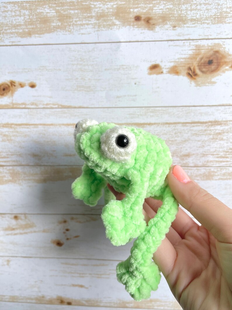 Googly Frog Crochet Plushie Froggy Amigurumi - Etsy