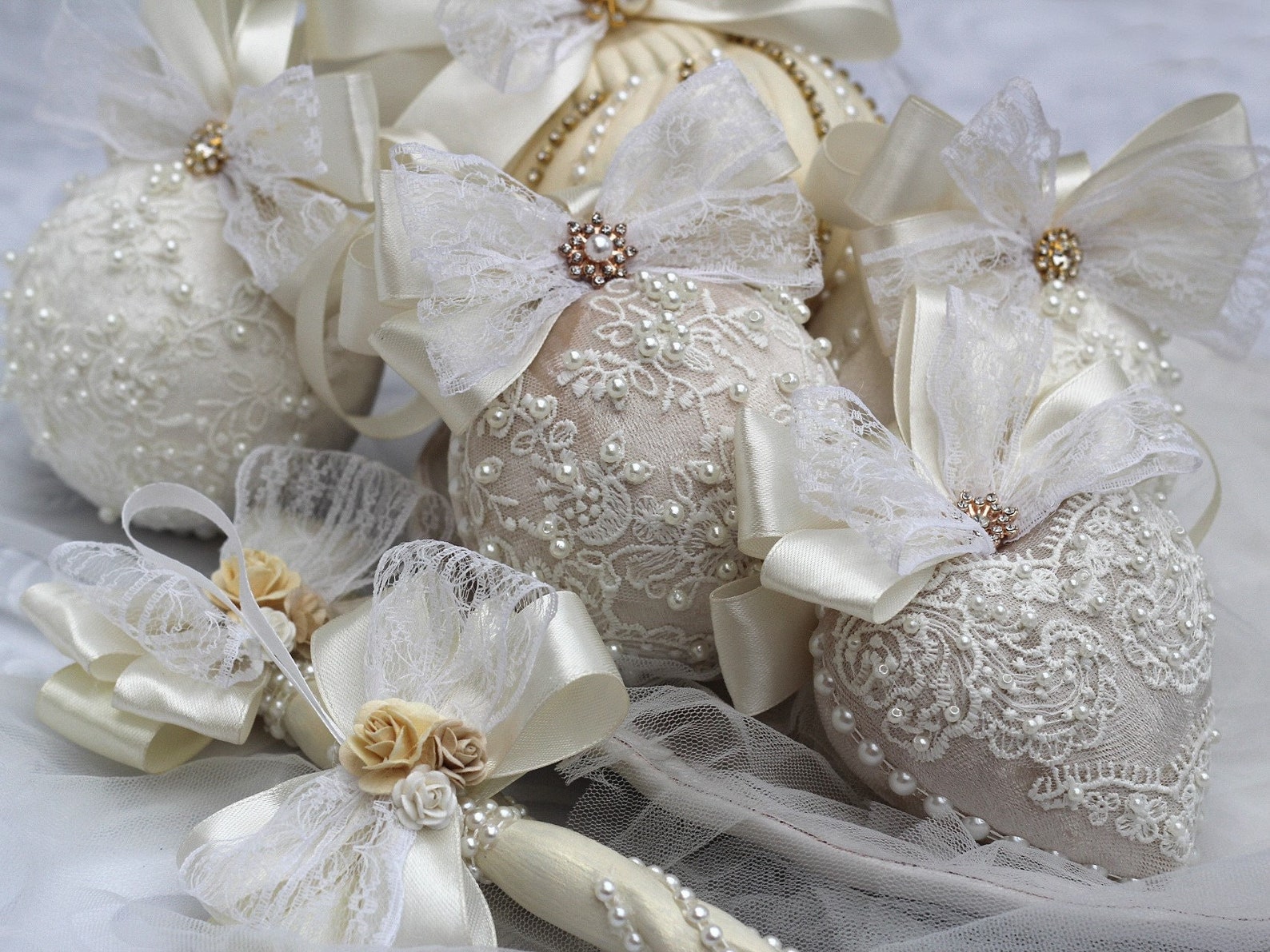 Cream & Ivory Christmas Tree Ornaments Handmade Nacreous X-mas - Etsy