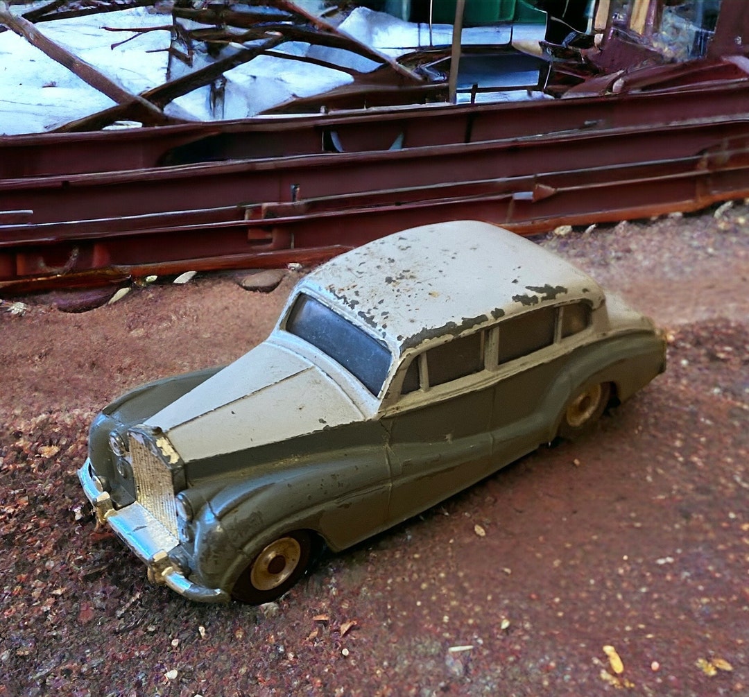 Vintage Rolls Royce Wraith Dinky Toys 4.5" England Great Patina Wear - Etsy