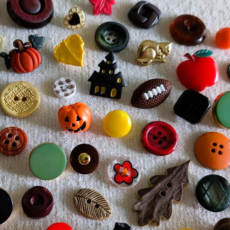 Halloween Buttons - Etsy