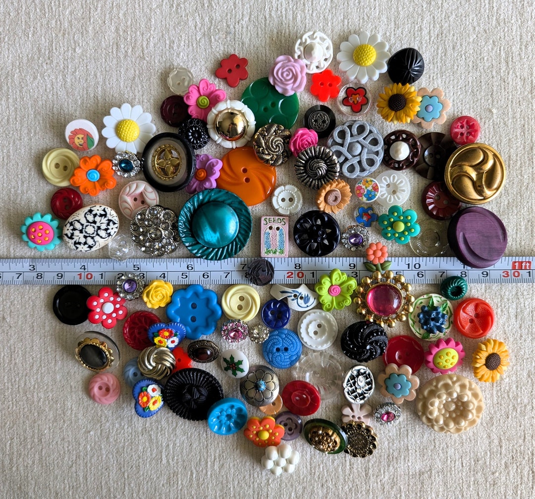 100 Pc Vintage FLOWER SEWING BUTTONS Novelty Floral Bouquet Rainbow ...