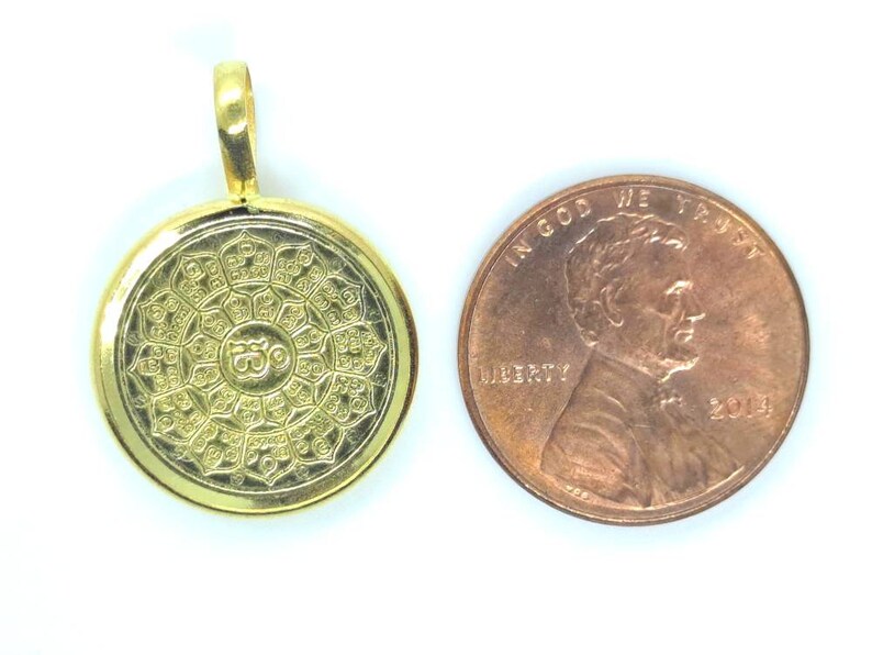 22K Solid Gold 15mm Panchayudha & Rathnamali Gatha With Buddhist Wheel ...