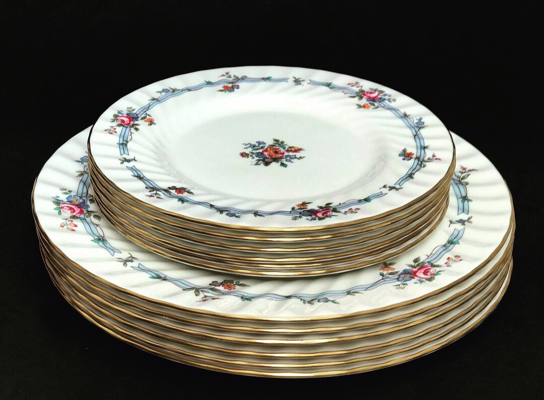 Minton Chartwell Dinnerware Set: Royal Doulton Bone China Plates ...