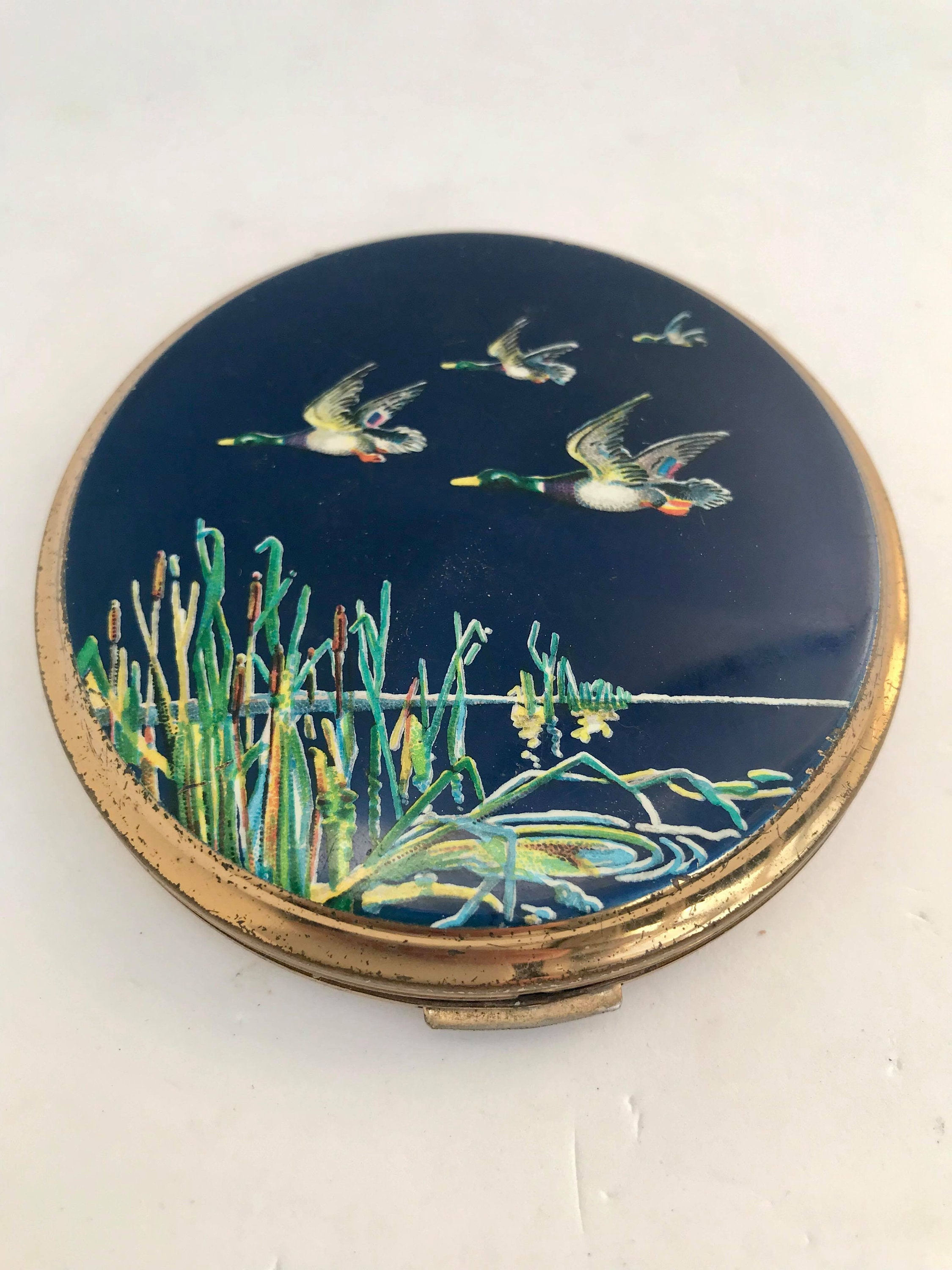Vintage Stratton Powder Compact: Flying Ducks Enamel Design - Etsy