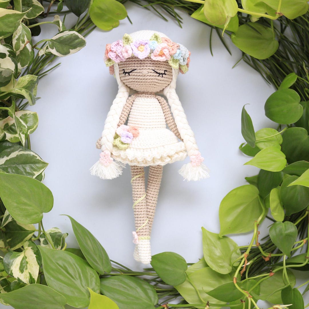 La Crocheteria • FLORA • Crochet Pattern • Amigurumi Crochet Pattern ...