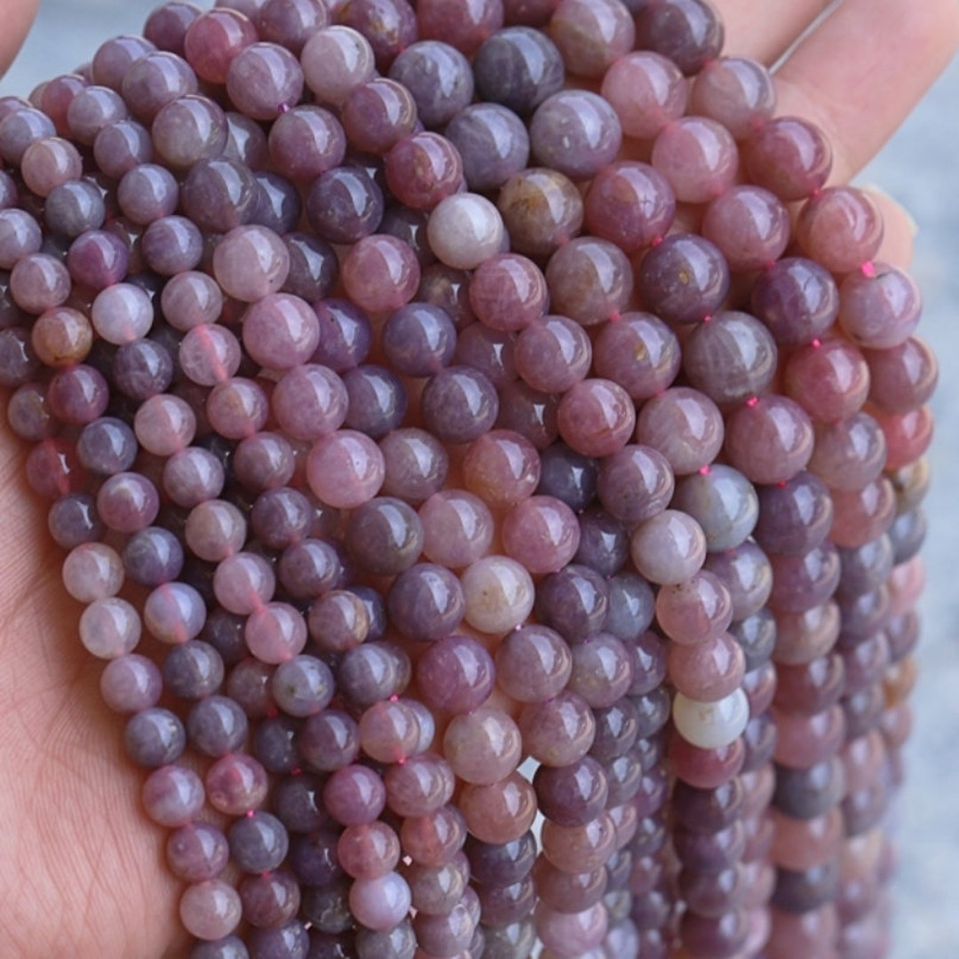 Natural Mauve Madagascar Rose Crystal Quartz Smooth Round Beads, 6mm ...
