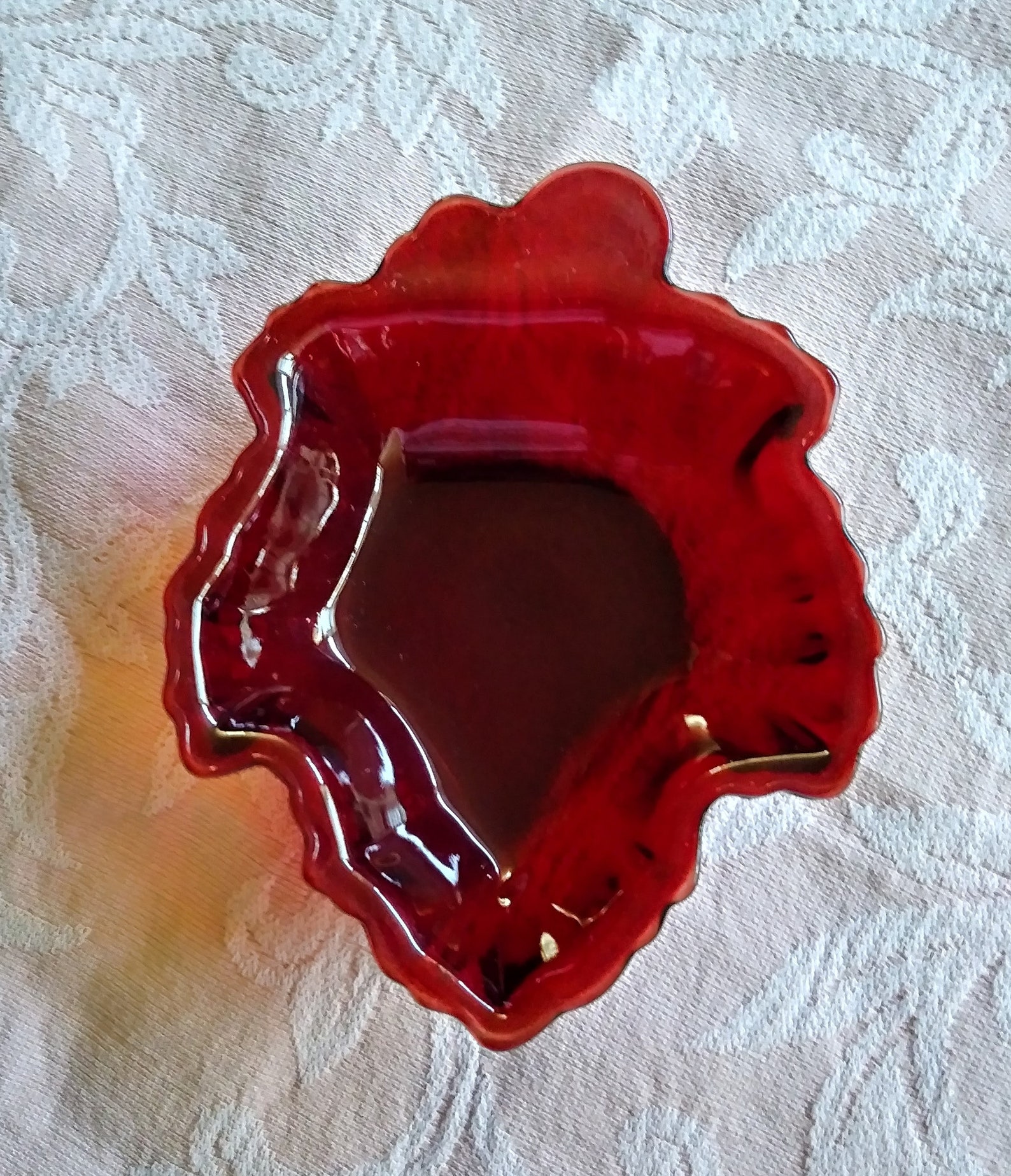 Royal Ruby Leaf Shaped Dessert Bowls or Candy Dish by Anchor Hocking - Etsy