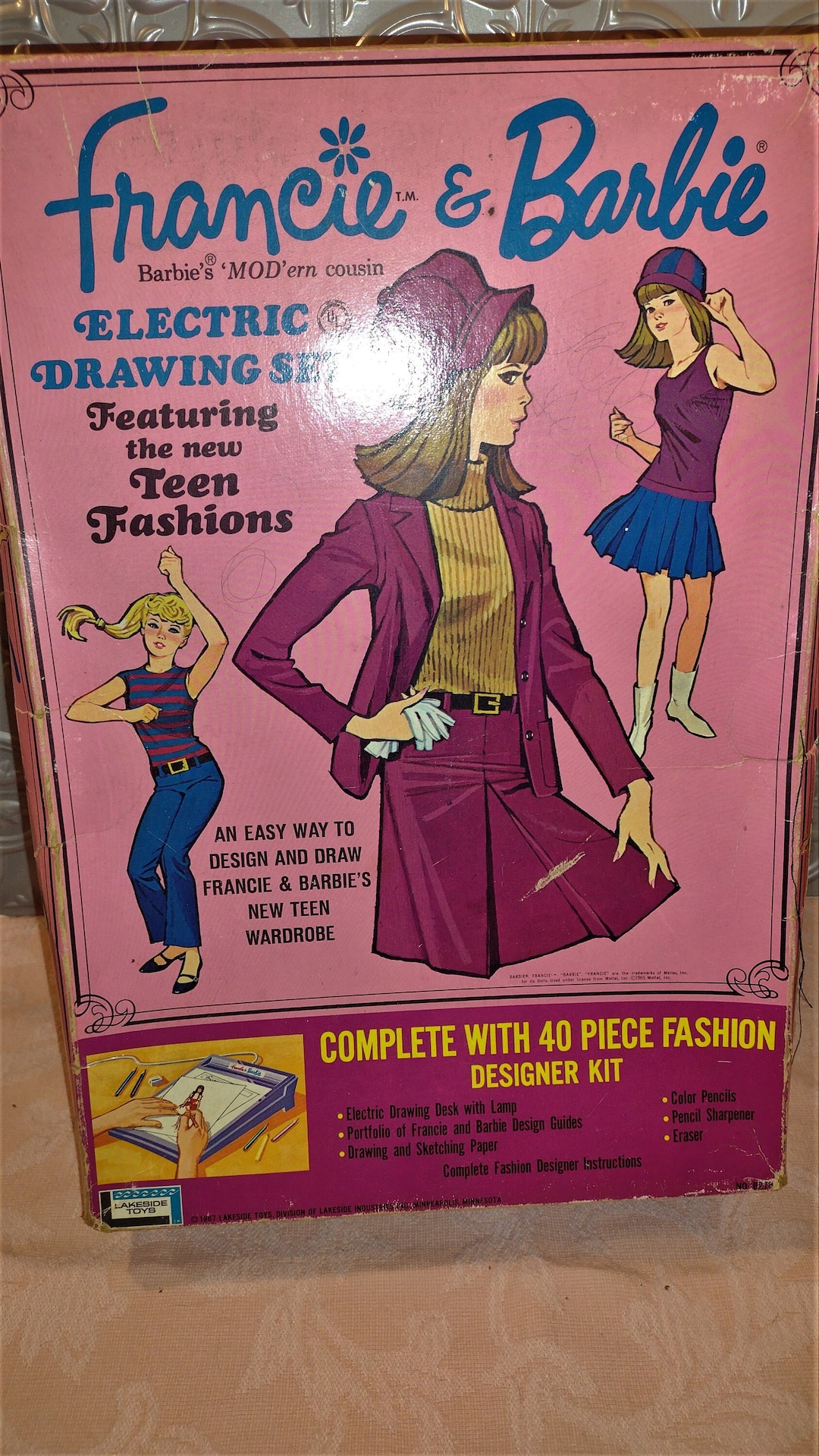 Francie and Barbie Electric Drawing Set Featuring New Teen Fashions - Etsy