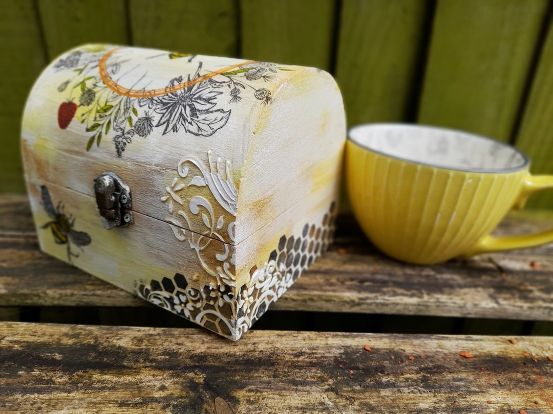 BEE Rustic Box,small Wooden TREASURE Box,bumble Bee Home Decoration,bee ...