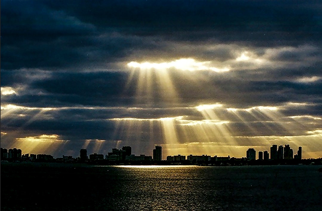 Crepuscular God Beams Cloud Light Wall Decor Photo Print - Etsy