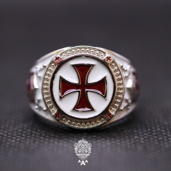 Knight Templar Ring - Etsy