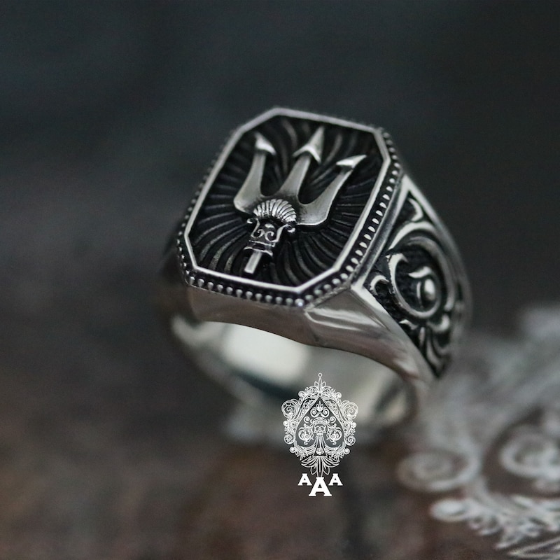 Kiss of poseidon - Etsy.de