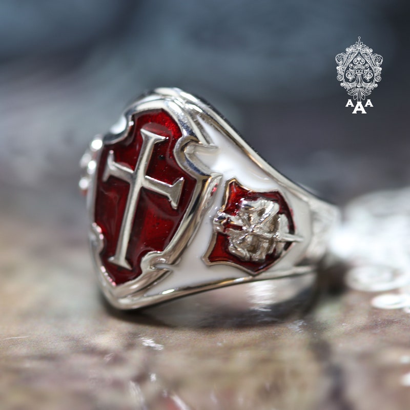 Knights Signet Ring for Men - Etsy