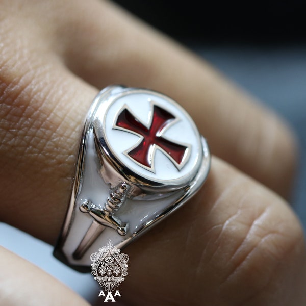 Templar Ring - Etsy
