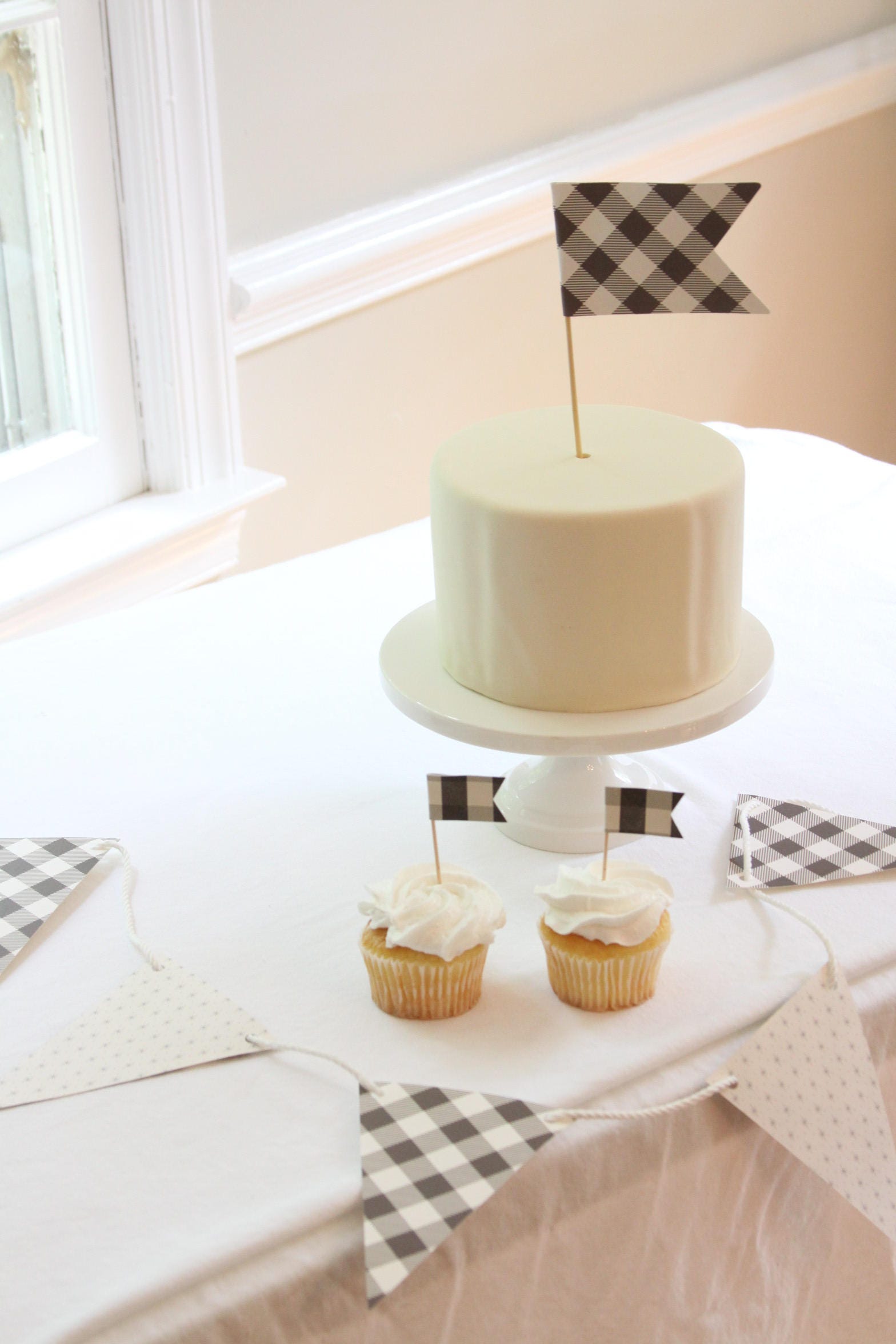 Black and White Cake Topper | Etsy