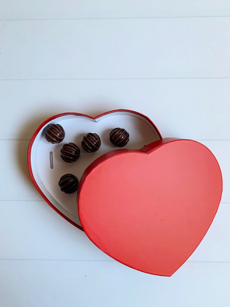 Red Heart Candy Box - Etsy
