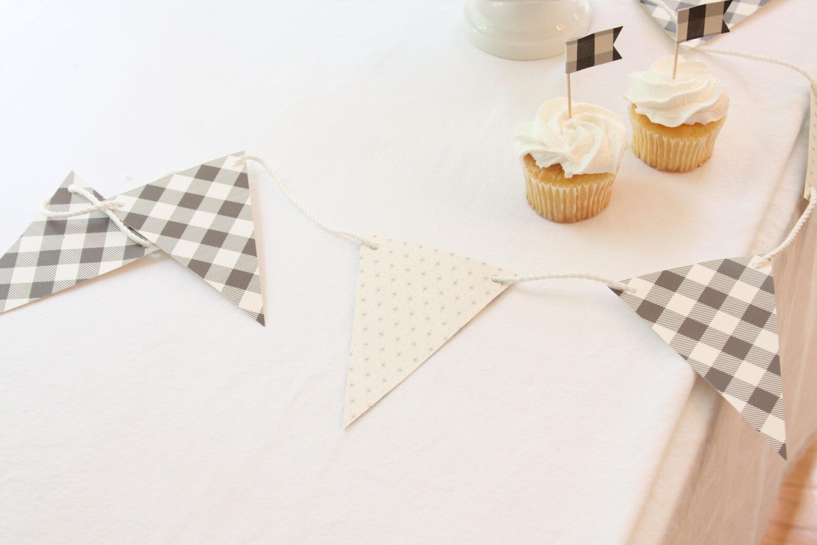 Buffalo Check Banner Baby-q Black and White I DO BBQ - Etsy