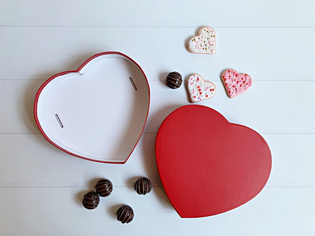 Red Heart Candy Box - Etsy