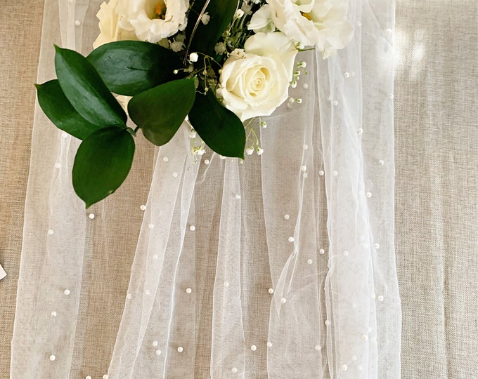 Pearl and Tulle Table Runner - Etsy