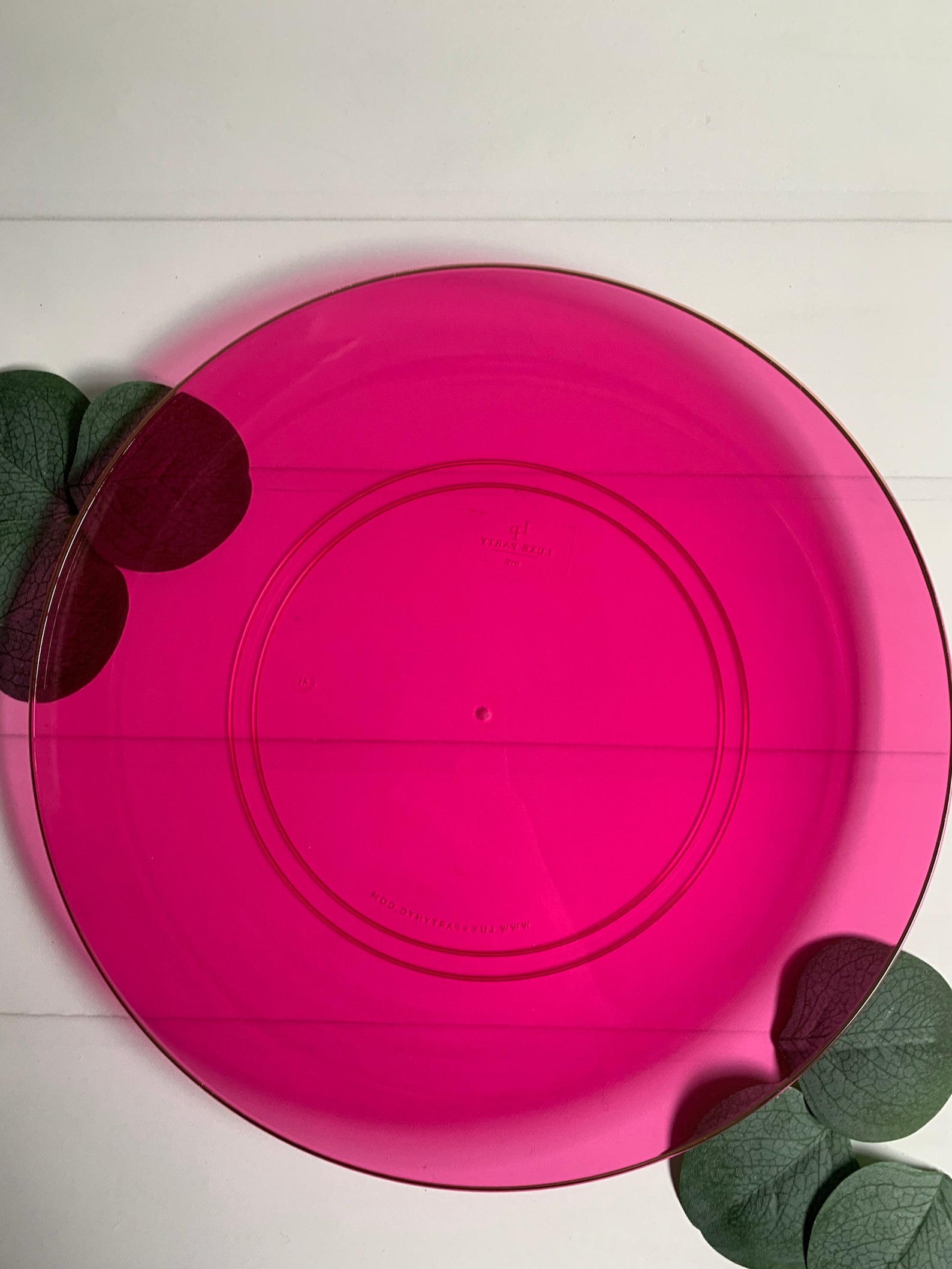 Hot Pink Plastic Dinner Plates With Gold Rim - Set of 10 - Etsy