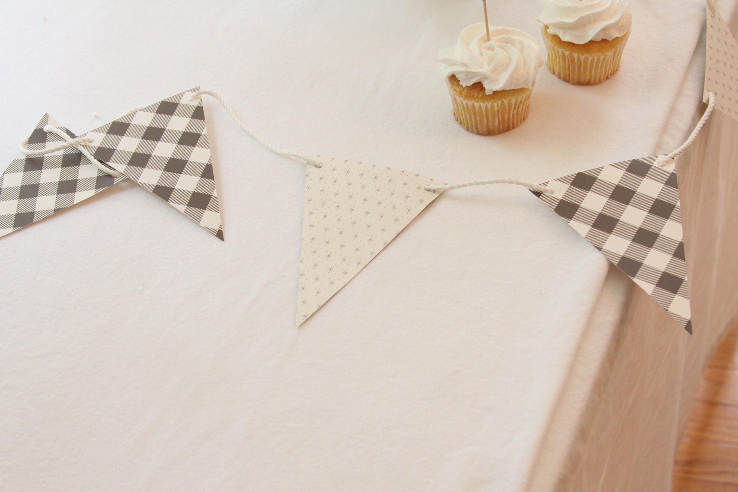 Black and White Cake Topper - Etsy