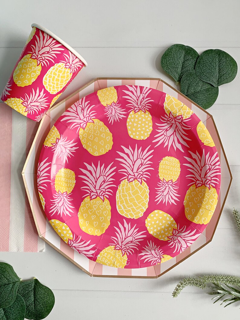 Preppy Patio Hosting - Tropical Pineapple Drink Cups - Etsy