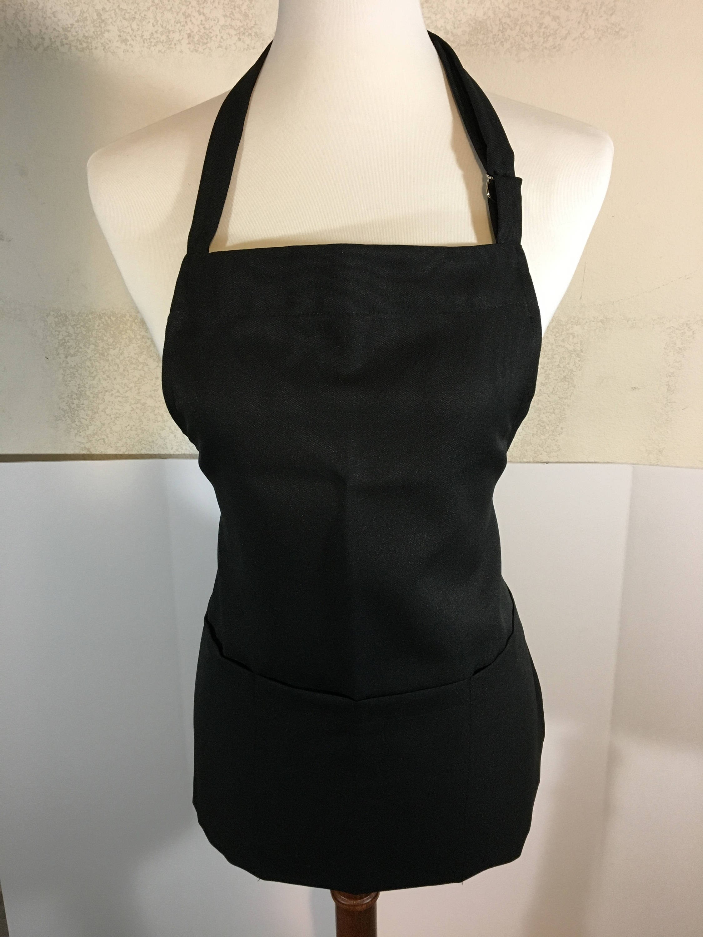 Ladys Adjustable Soft Full Apron - Black Wrinkle & Stain Resistant ...
